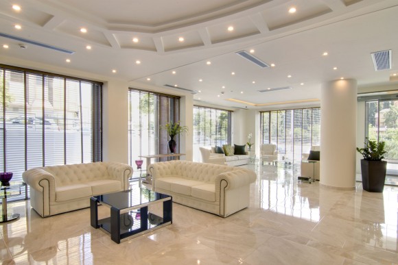 Athens Avenue Hotel | Services & Facilities